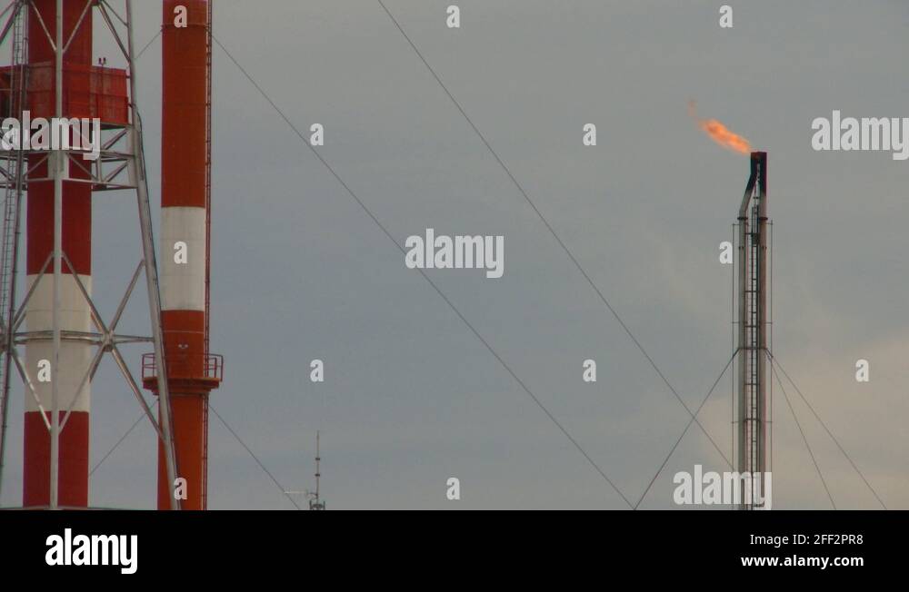 Gas flare flame Stock Videos & Footage - HD and 4K Video Clips - Alamy