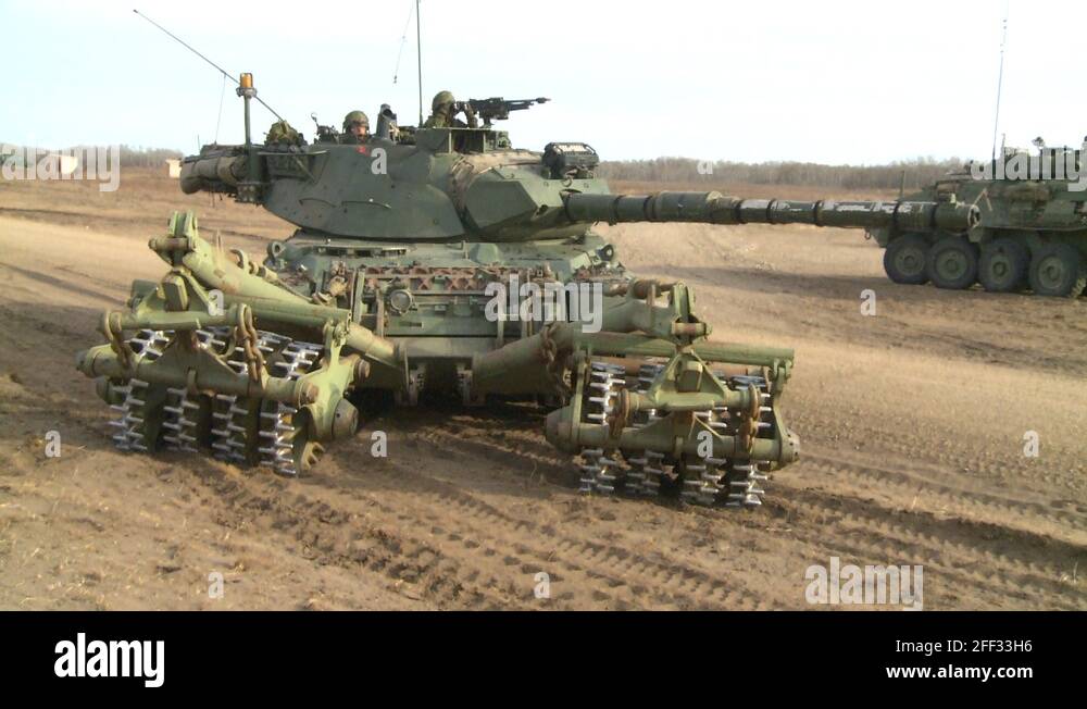 Leopard tank Stock Videos & Footage - HD and 4K Video Clips - Alamy