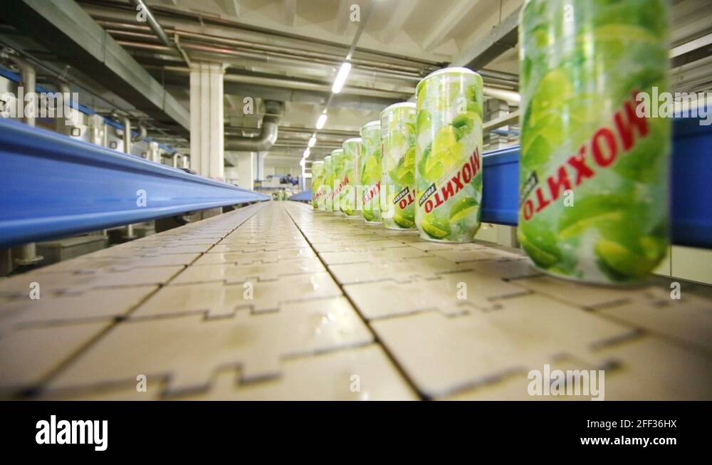 Green liner Stock Videos & Footage - HD and 4K Video Clips - Alamy