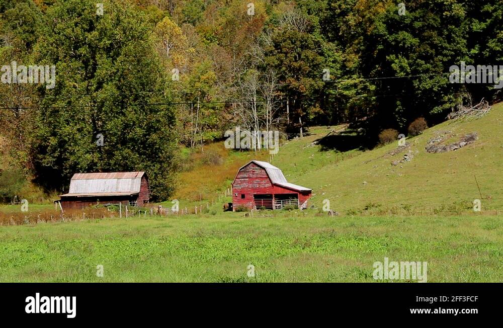 Rustic barns Stock Videos & Footage - HD and 4K Video Clips - Alamy