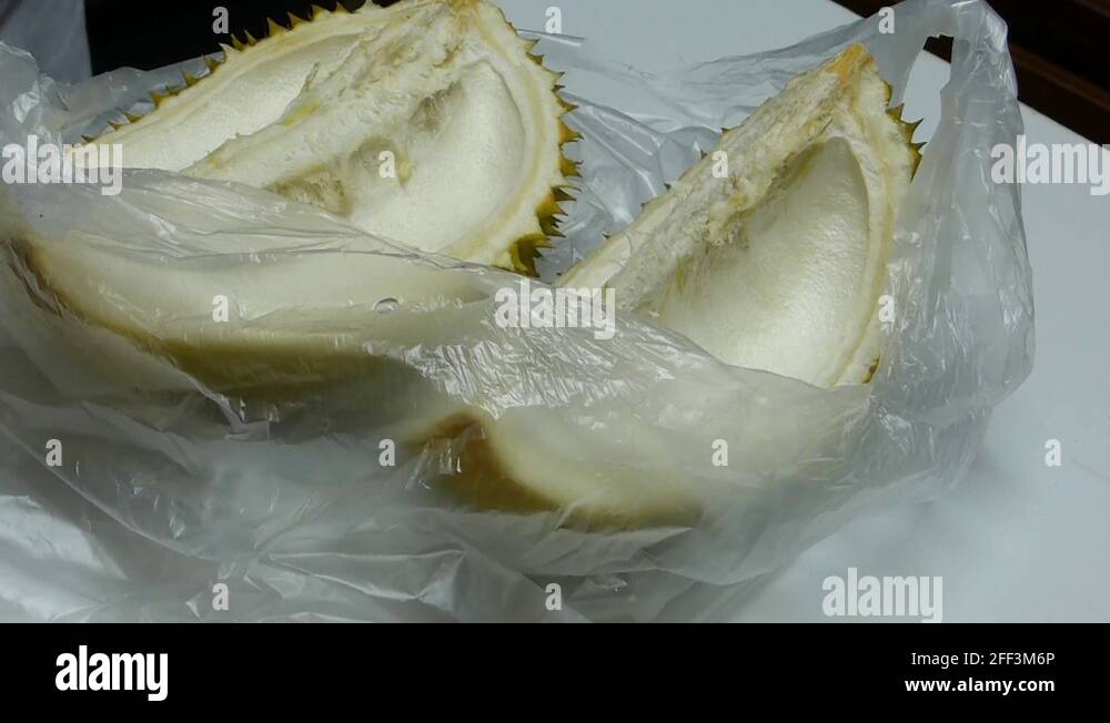 Opening durian Stock Videos & Footage - HD and 4K Video Clips - Alamy