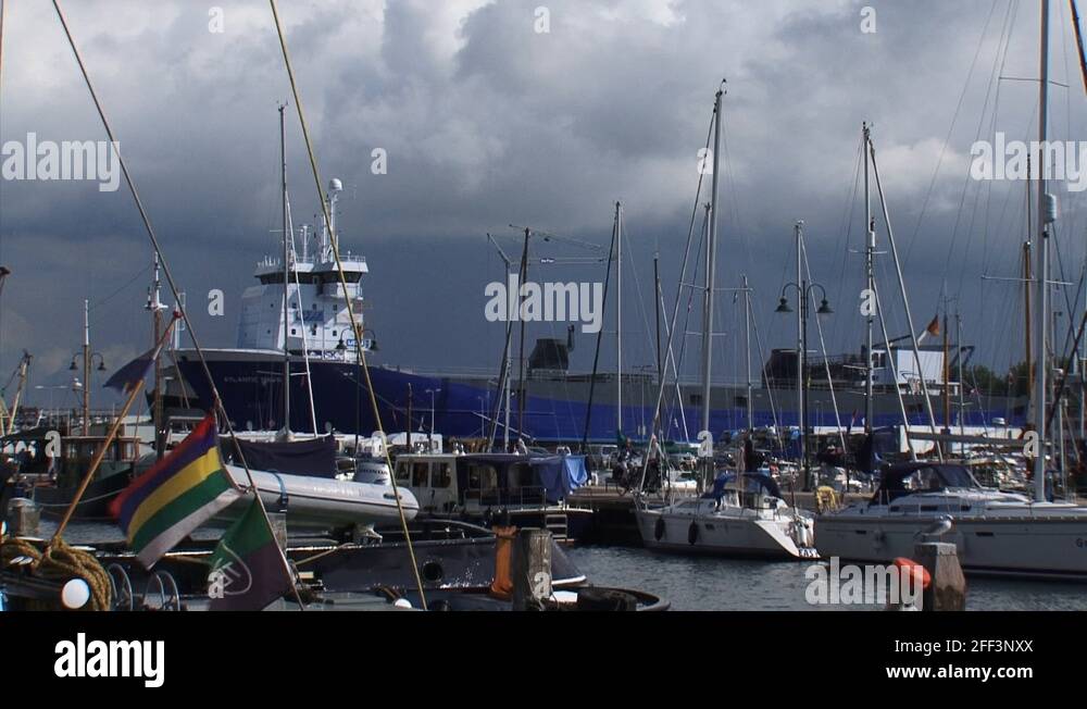 Atlantic dawn Stock Videos & Footage - HD and 4K Video Clips - Alamy
