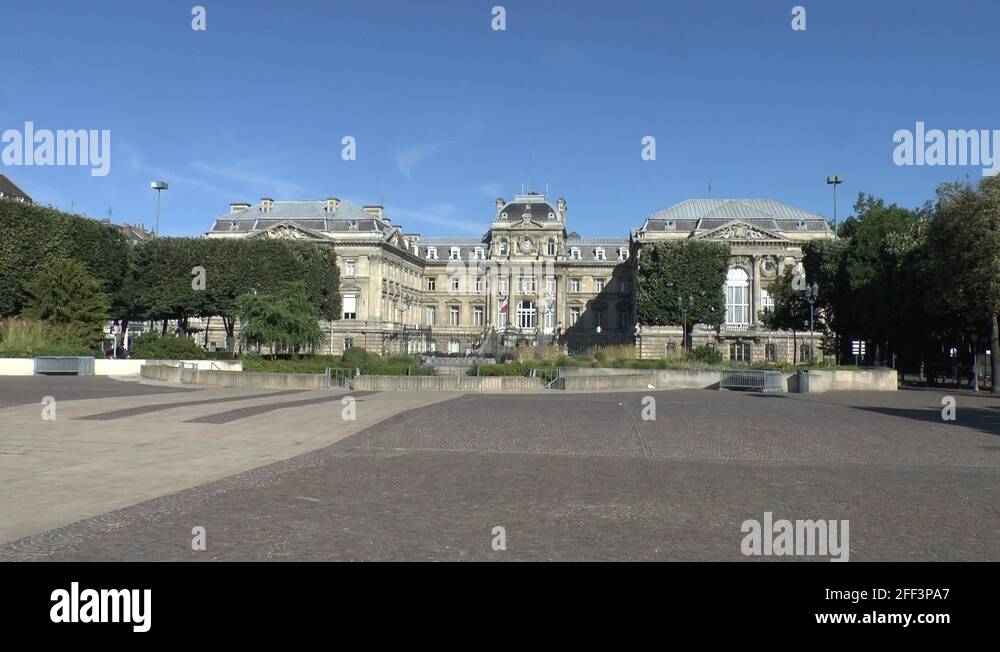 De la republique Stock Videos & Footage - HD and 4K Video Clips - Alamy