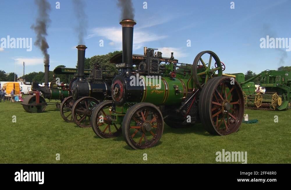 Traction engines Stock Videos & Footage - HD and 4K Video Clips - Alamy