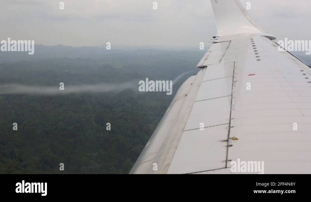 Boeing 737 cabin Stock Videos & Footage - HD and 4K Video Clips - Alamy