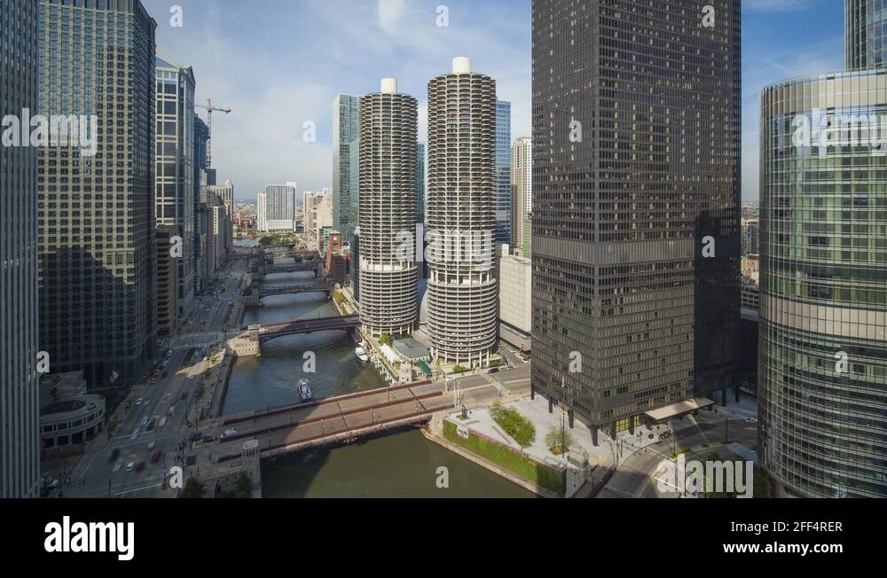 Chicago skyline and wacker drive Stock Videos & Footage - HD and 4K ...