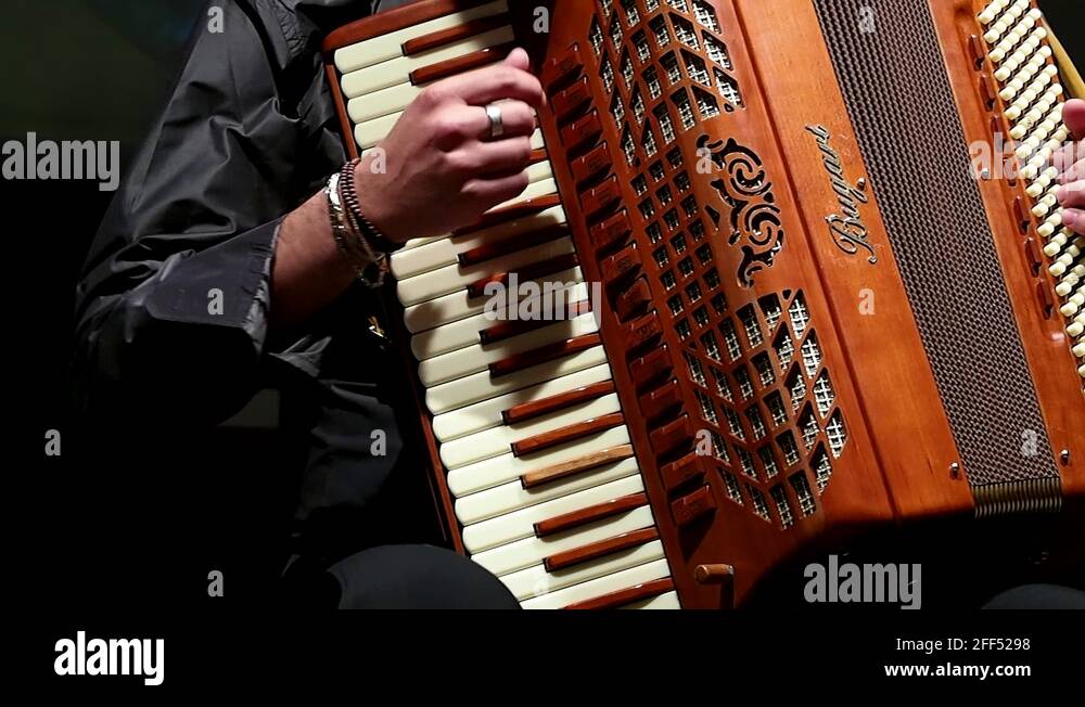 Accordion accordionist Stock Videos & Footage - HD and 4K Video Clips ...