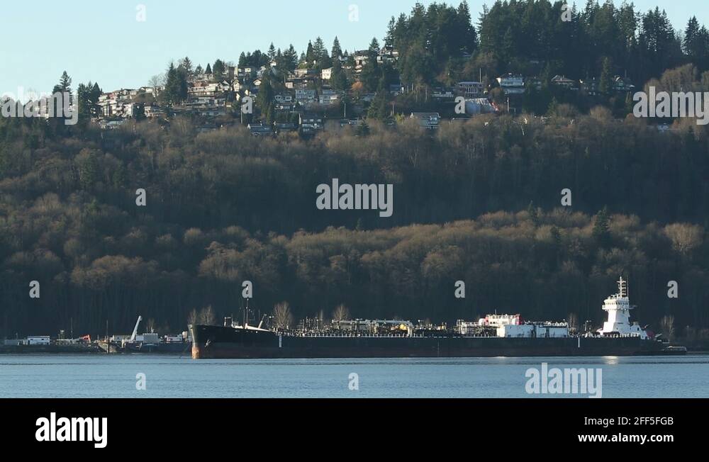 Inlet barge Stock Videos & Footage - HD and 4K Video Clips - Alamy