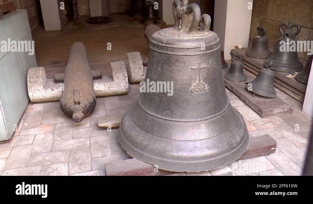 Vintage metal bell Stock Videos & Footage - HD and 4K Video Clips - Alamy