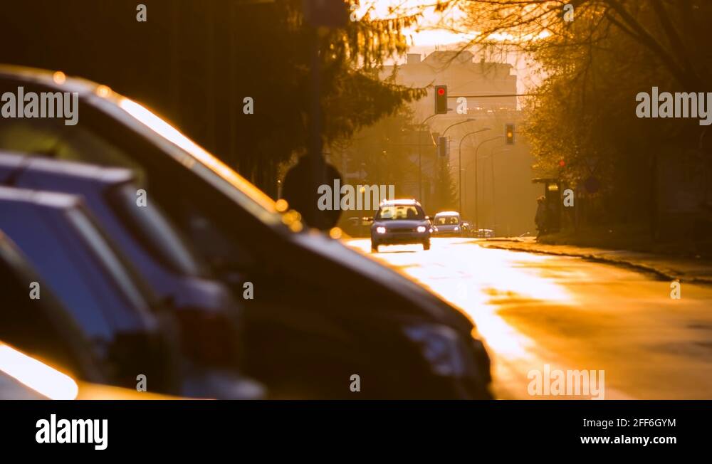 Shining car Stock Videos & Footage - HD and 4K Video Clips - Alamy