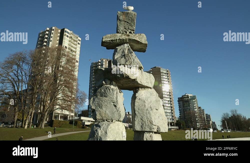 English bay statue Stock Videos & Footage - HD and 4K Video Clips - Alamy