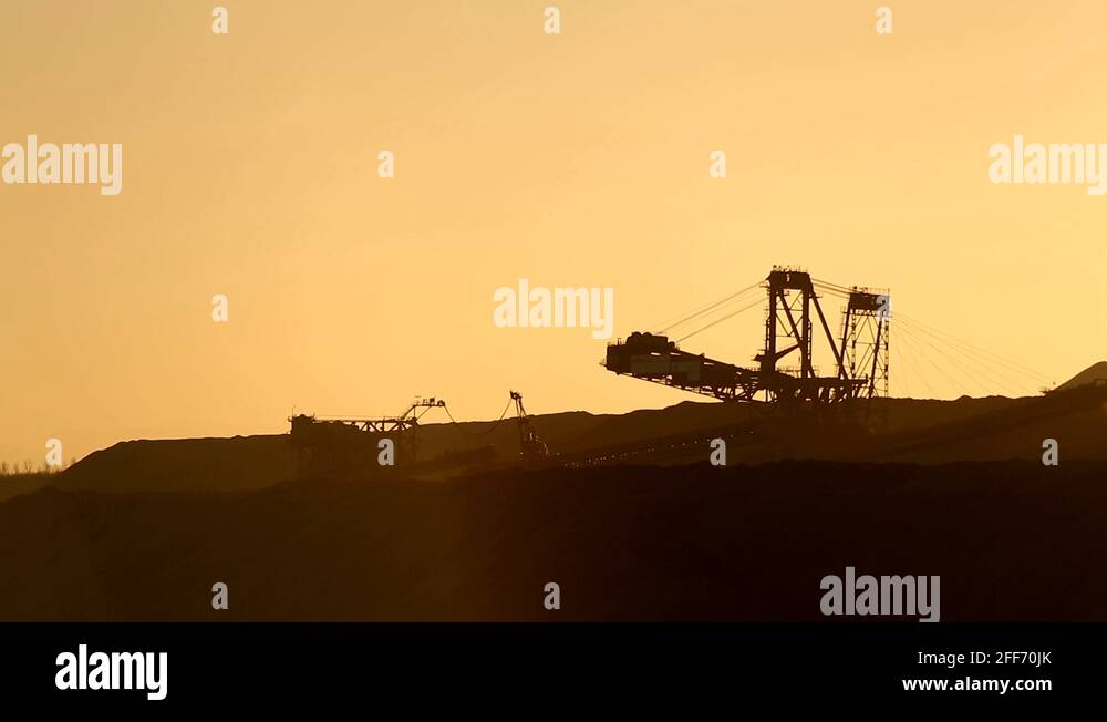 Open cut coal mining Stock Videos & Footage - HD and 4K Video Clips - Alamy