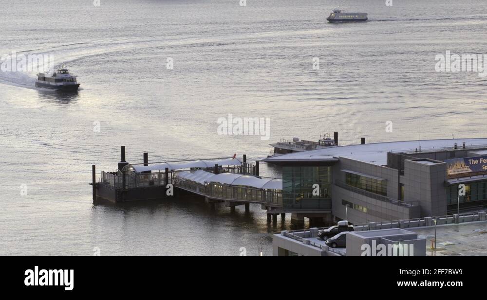 River ferries Stock Videos & Footage - HD and 4K Video Clips - Alamy