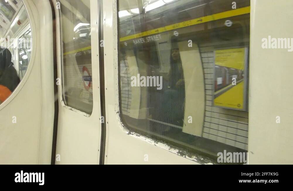 Platform baker street station Stock Videos & Footage - HD and 4K Video ...