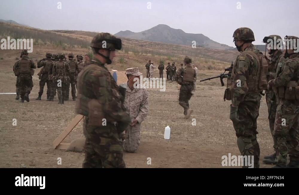 US - Army - Shooting Training 15 - Taking cover and shooting Stock ...