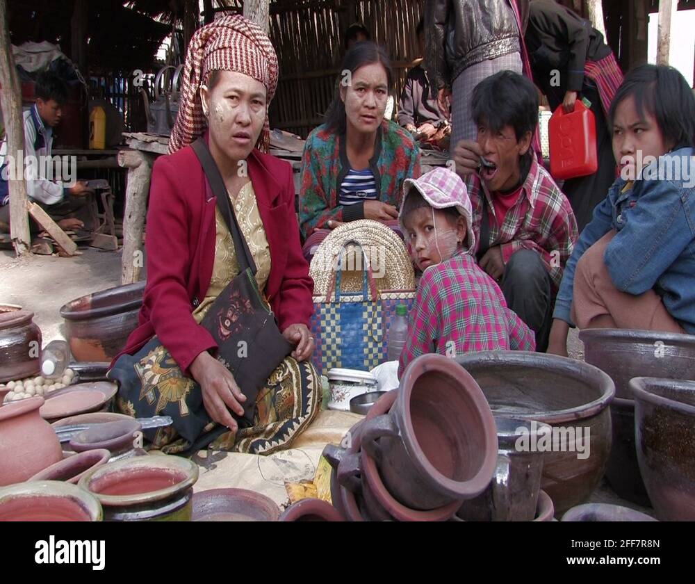 Southeast asia myanmar burma market inlay lake Stock Videos & Footage ...