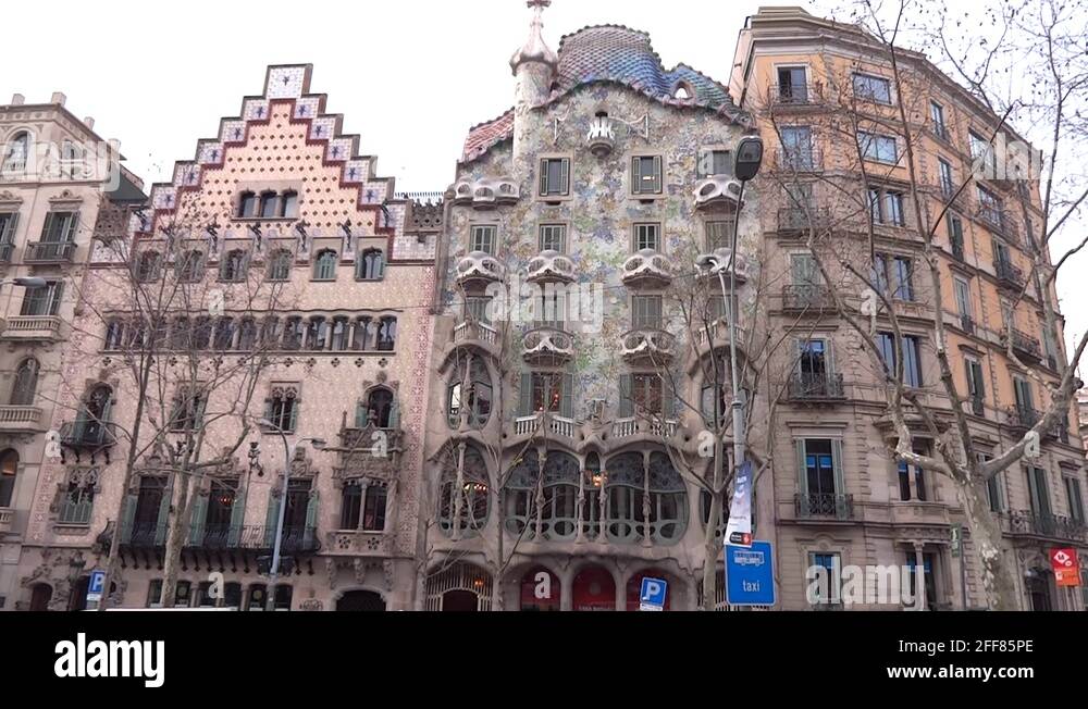 Casa batllo batllo house Stock Videos & Footage - HD and 4K Video Clips ...