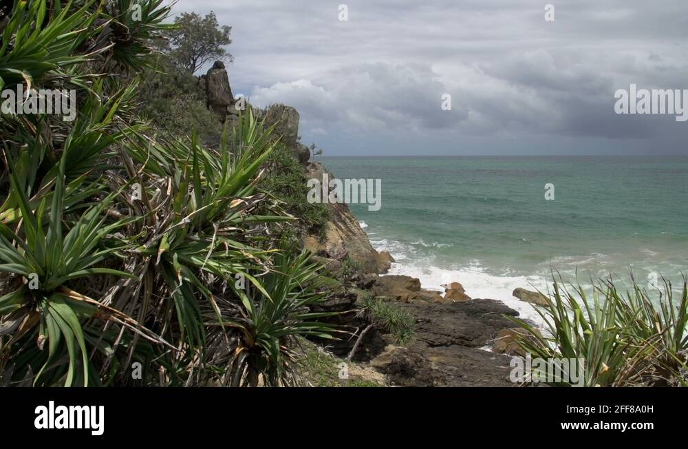 Lookout 1770 town Stock Video Footage - Alamy