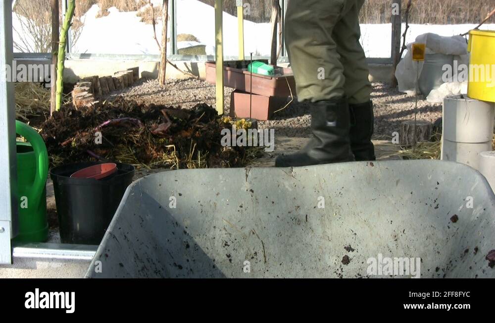 Compost cycle Stock Videos & Footage - HD and 4K Video Clips - Alamy