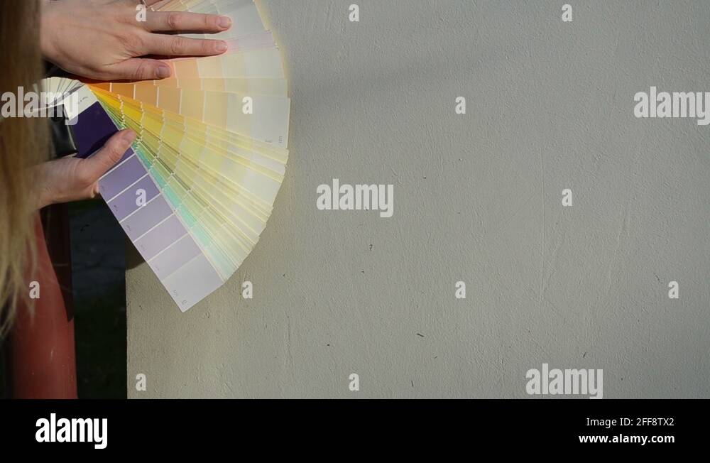 Wall chart home Stock Videos & Footage - HD and 4K Video Clips - Alamy