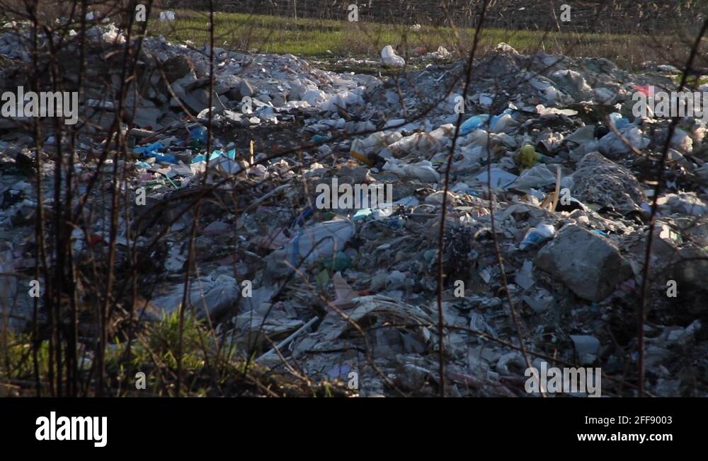 Pollution, garbage dump, landfill, trash,construction & demolition ...