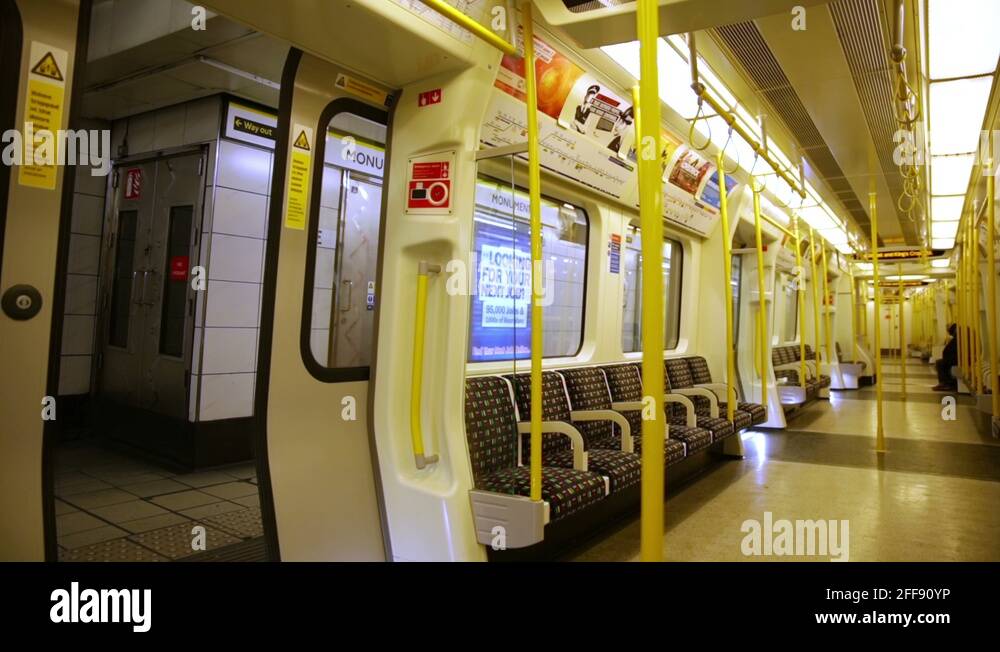 London underground carriage Stock Videos & Footage - HD and 4K Video ...