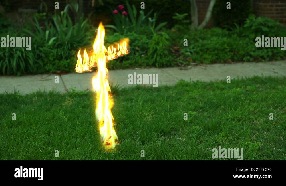 Kkk cross burning Stock Videos & Footage - HD and 4K Video Clips - Alamy