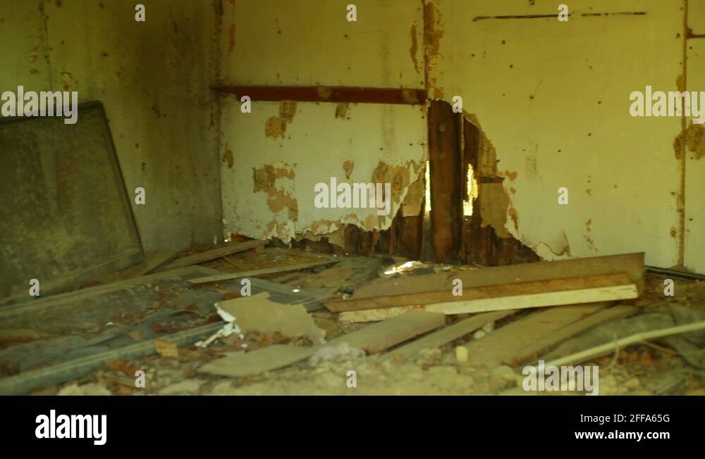 Flood damage house Stock Videos & Footage - HD and 4K Video Clips - Alamy