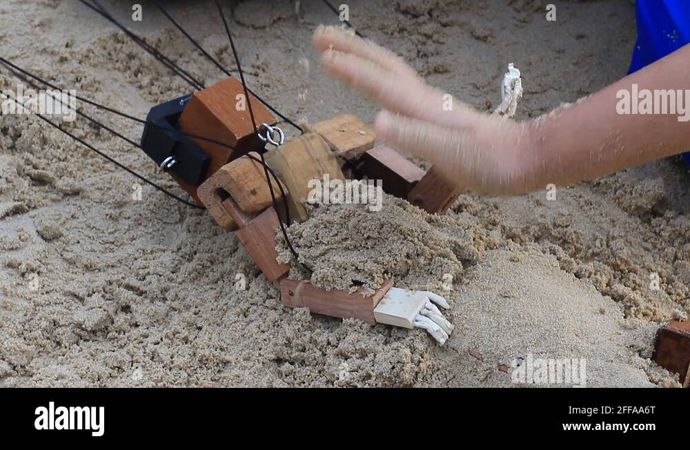 Wooden puppet Stock Videos & Footage - HD and 4K Video Clips - Alamy