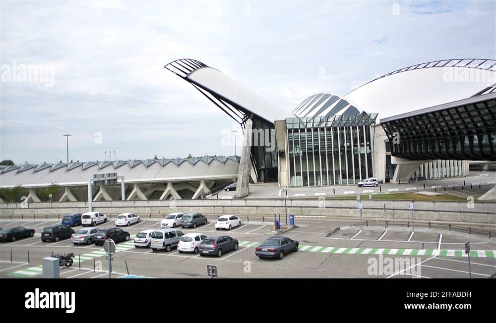 Bus station in france Stock Videos & Footage - HD and 4K Video Clips ...