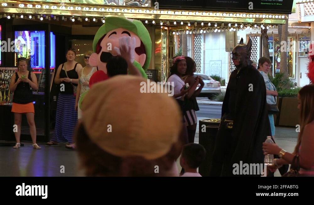 Batman cartoon Stock Videos & Footage - HD and 4K Video Clips - Alamy