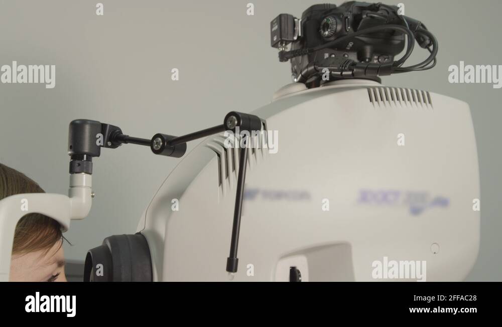 Computer vision test Stock Videos & Footage - HD and 4K Video Clips - Alamy