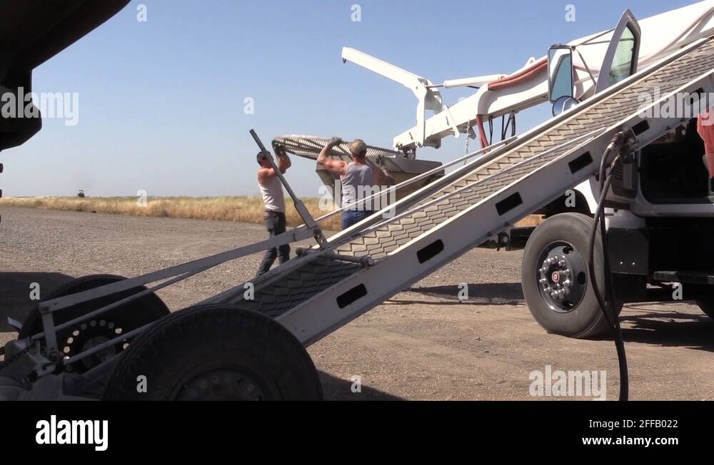 Farming boom Stock Videos & Footage - HD and 4K Video Clips - Alamy