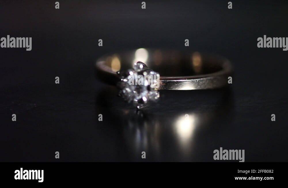 An engagement ring Stock Videos & Footage - HD and 4K Video Clips - Alamy