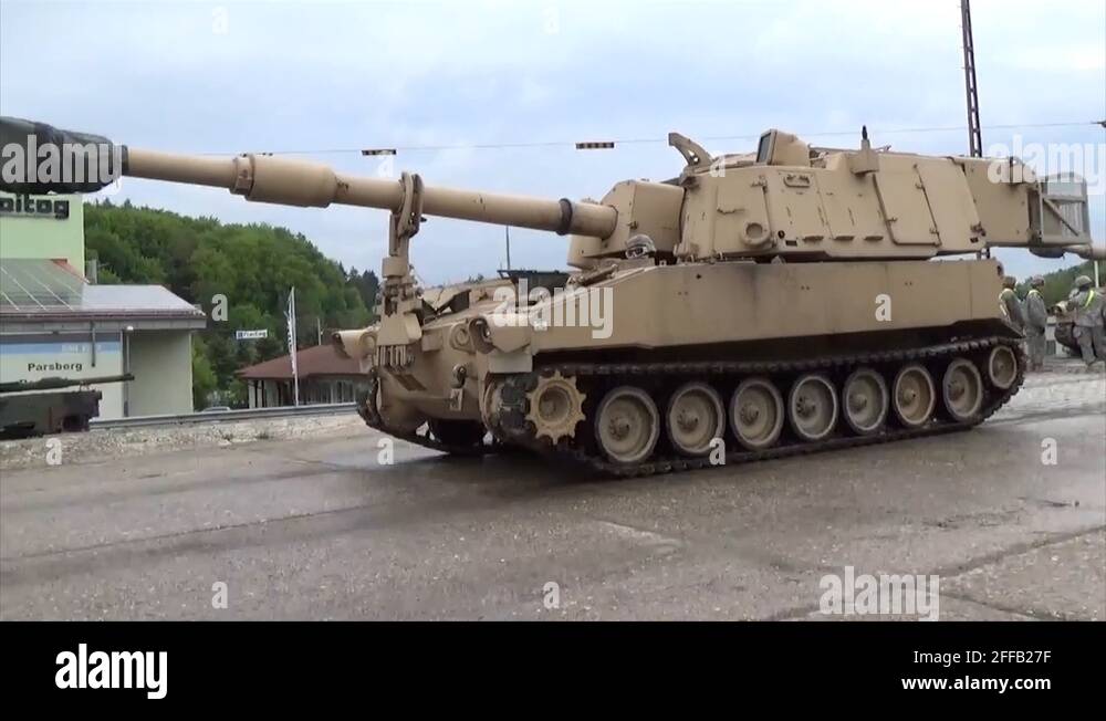 Us army paladin Stock Videos & Footage - HD and 4K Video Clips - Alamy