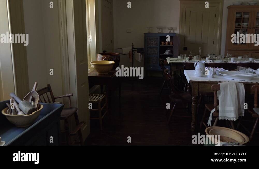 Jesus christ dining Stock Videos & Footage - HD and 4K Video Clips - Alamy