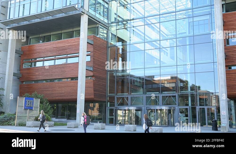 School building front Stock Videos & Footage - HD and 4K Video Clips ...