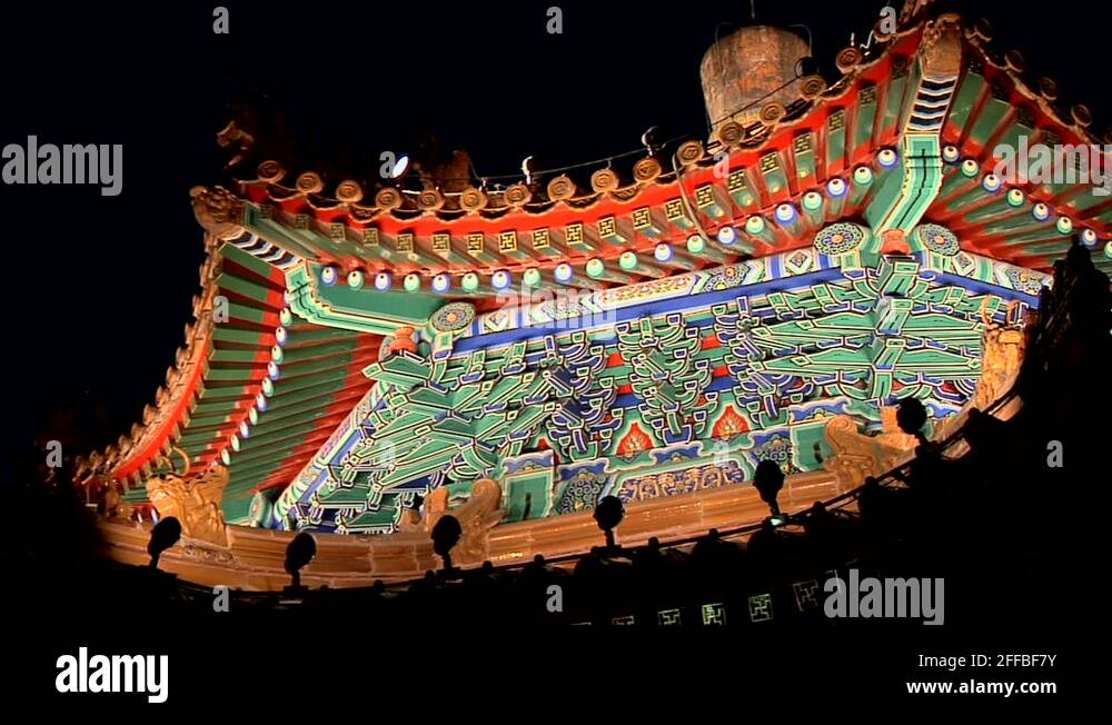 Pagoda roof Stock Videos & Footage - HD and 4K Video Clips - Alamy