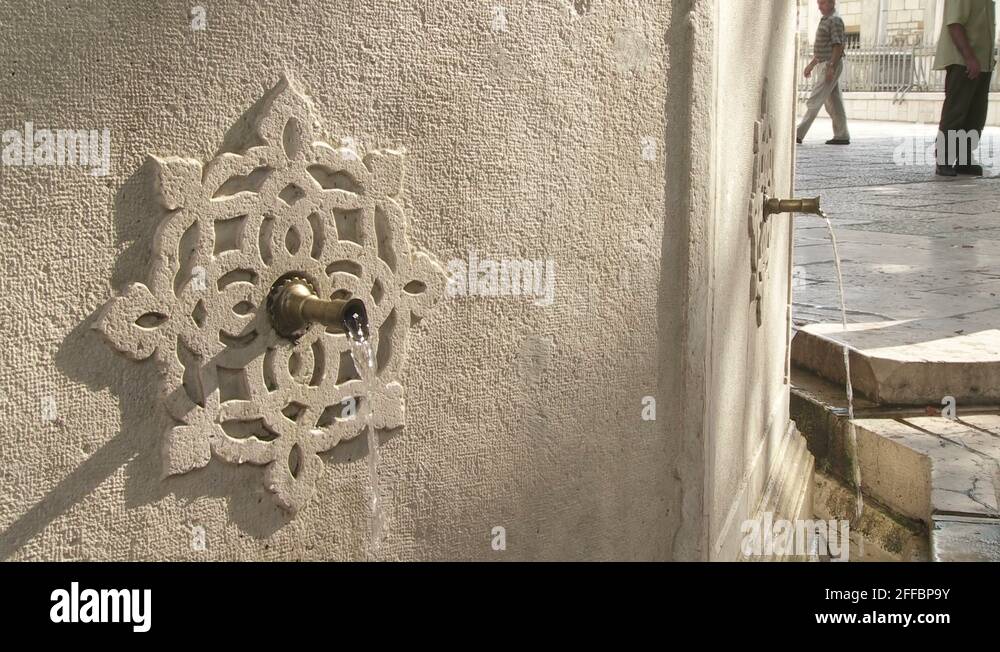 Ablution fountain Stock Videos & Footage - HD and 4K Video Clips - Alamy