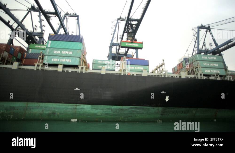 International Terminal l container vessel Hong Kong Port China Stock ...