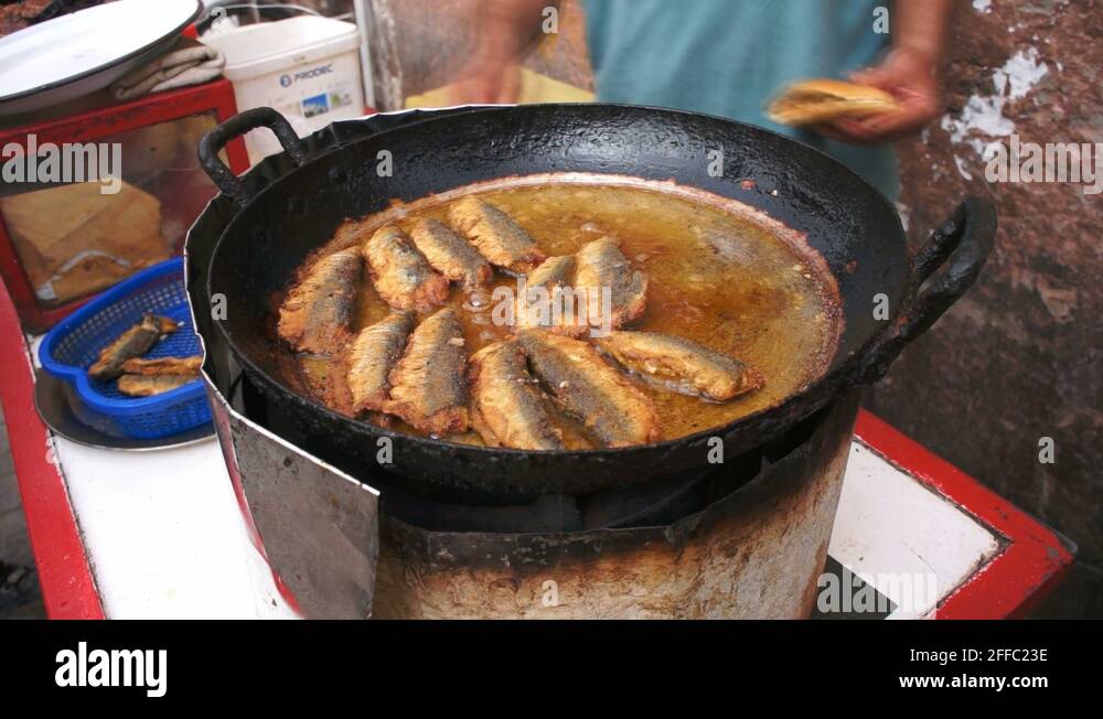 Fried fish arab Stock Videos & Footage - HD and 4K Video Clips - Alamy