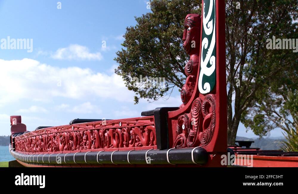 Maori waka Stock Videos & Footage - HD and 4K Video Clips - Alamy