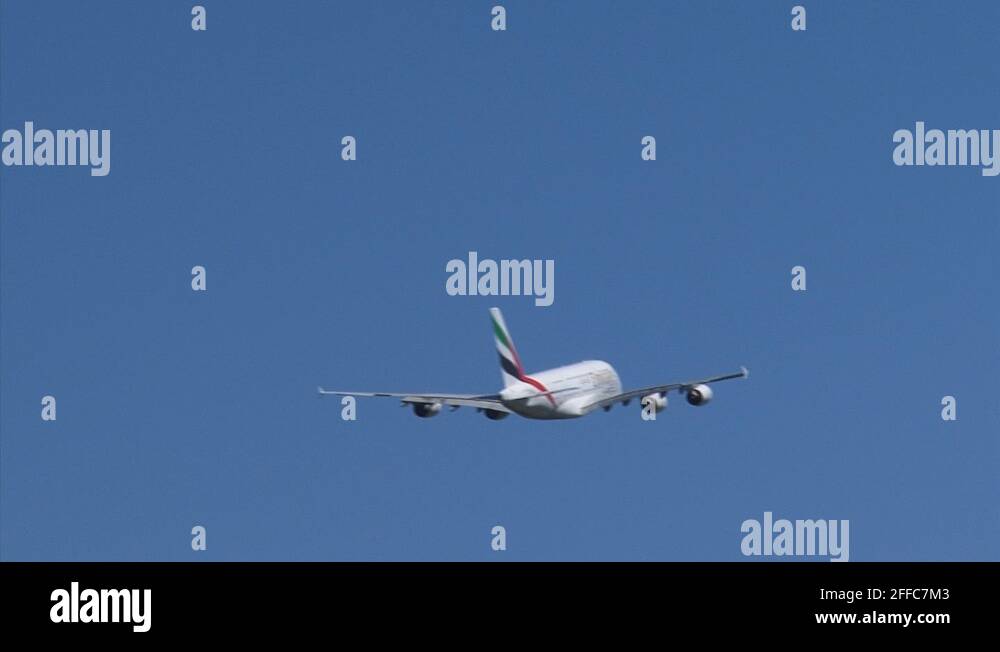 Emirates airbus a380 double deck Stock Videos & Footage - HD and 4K ...
