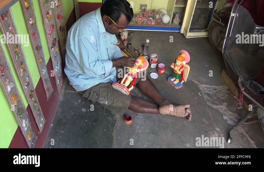 indian craftsman in Puri make new Lord Jaganath statue,India Stock ...