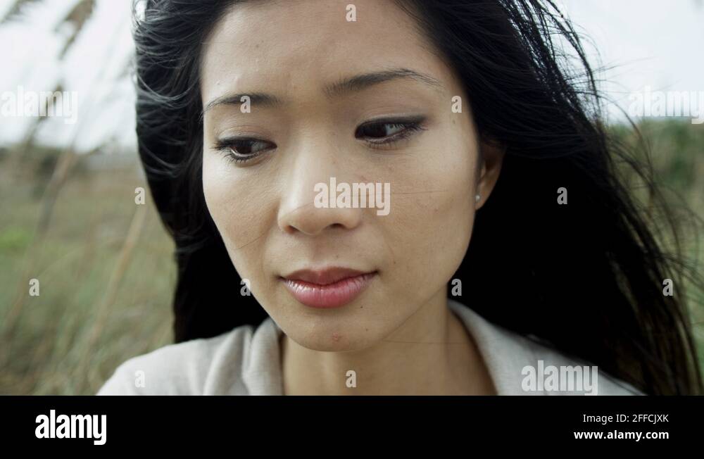 Outdoors windy Stock Videos & Footage - HD and 4K Video Clips - Alamy