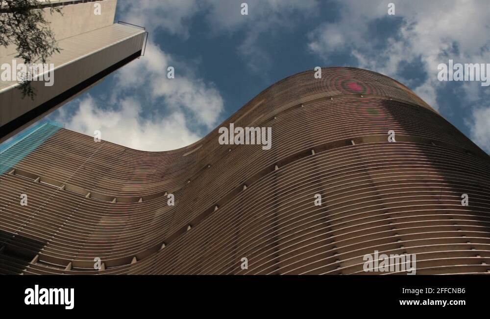 Copan Building, Sao Paulo, Brazil. Blue sky and clouds - Oscar Niemeyer ...
