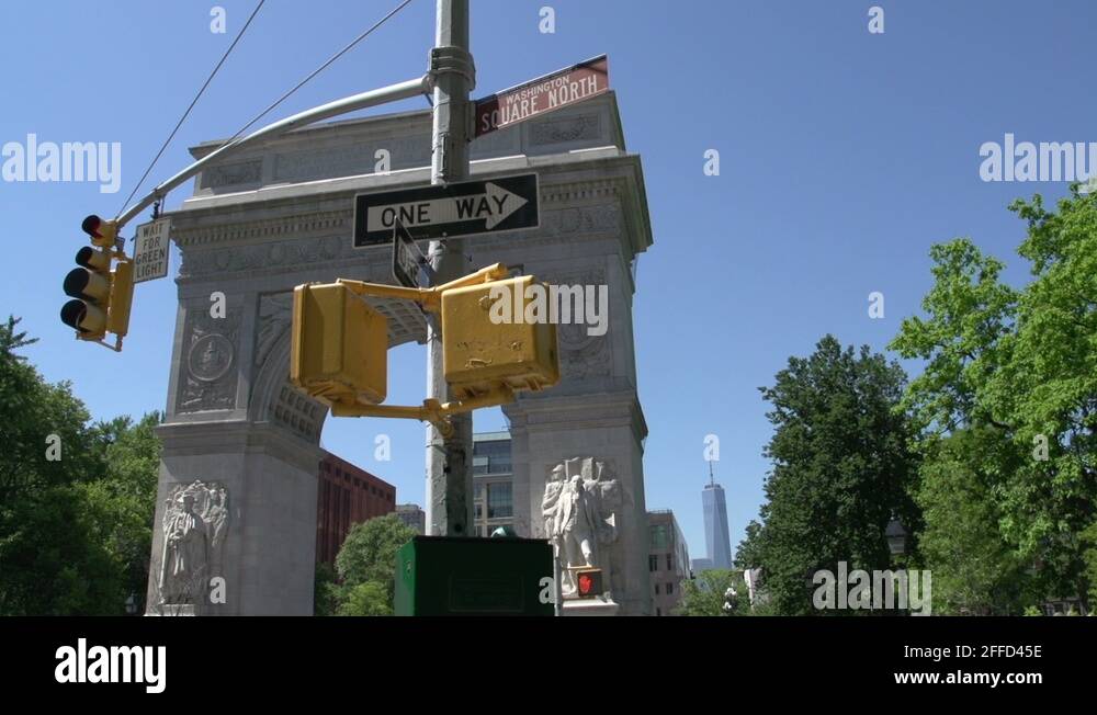 Metropole square Stock Videos & Footage - HD and 4K Video Clips - Alamy