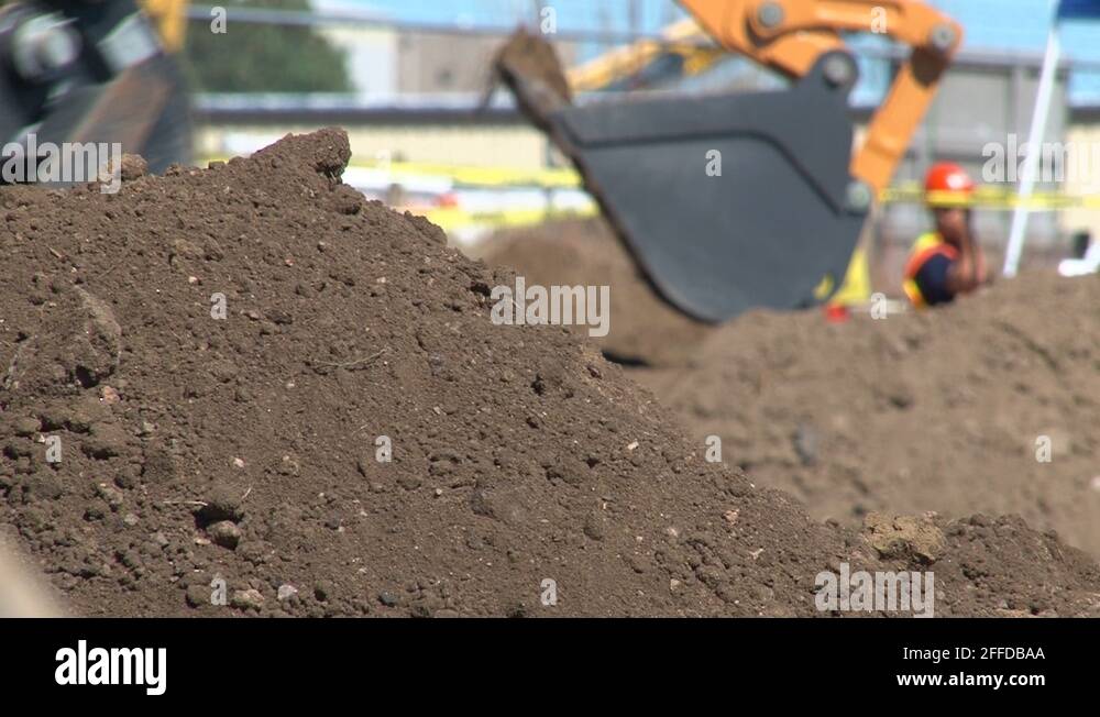 Excavator buckets Stock Videos & Footage - HD and 4K Video Clips - Alamy