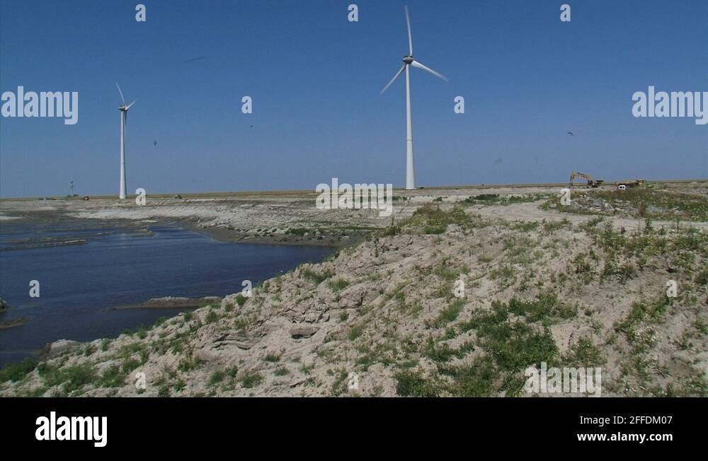 New port basin Stock Videos & Footage - HD and 4K Video Clips - Alamy