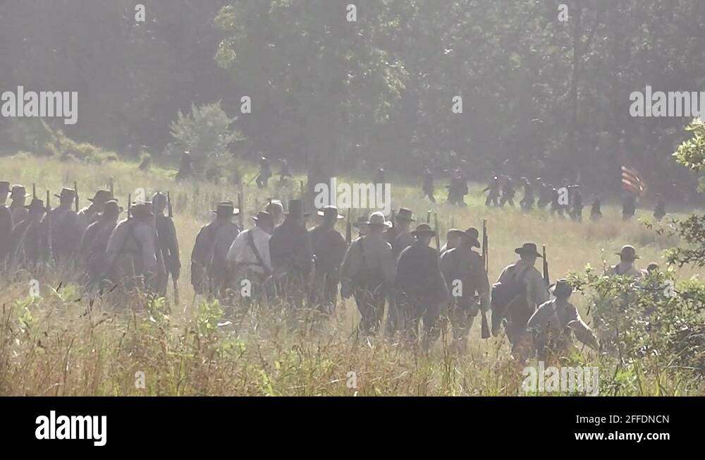 Soldiers flank Stock Videos & Footage - HD and 4K Video Clips - Alamy